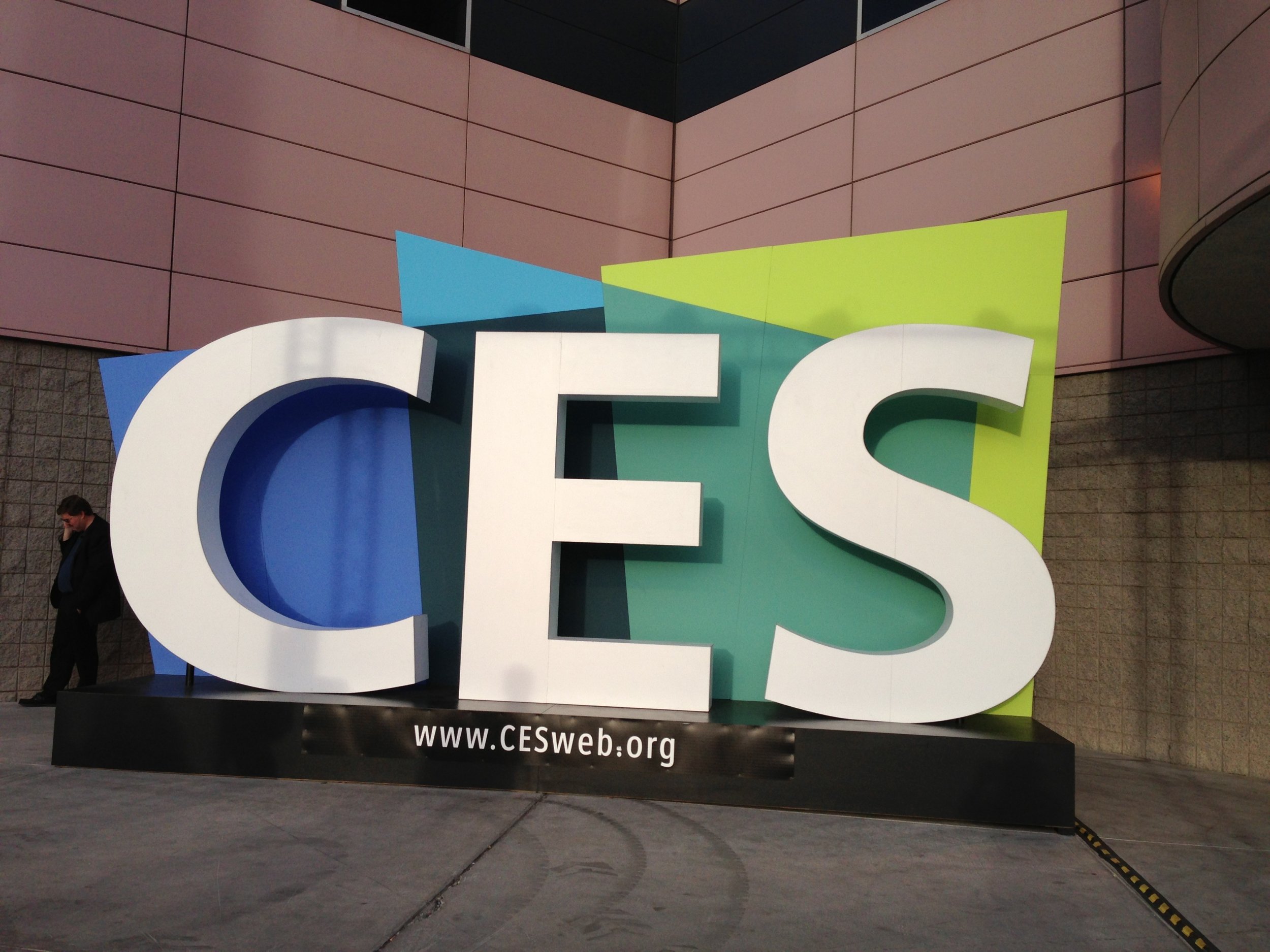 CES 2013: The Best Of Gaming In Photos, From Nvidia’s Project Shield To ...