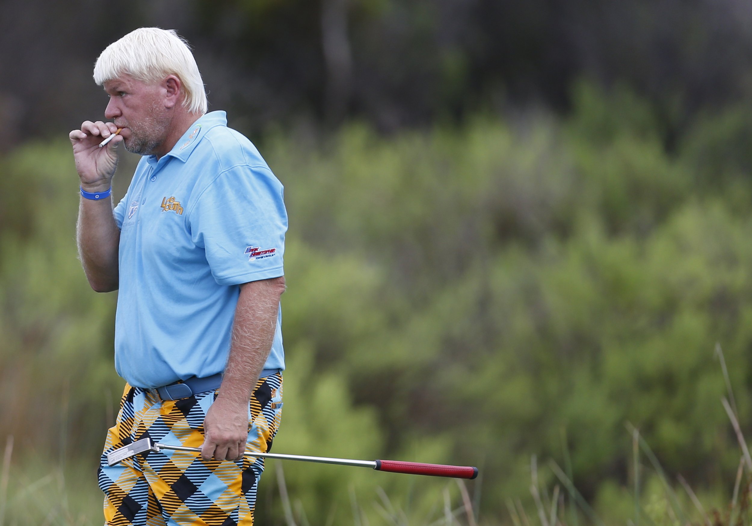 John Daly Diet Coke Intake Golfer Drinks 10 12 Cans Of Diet Coke 