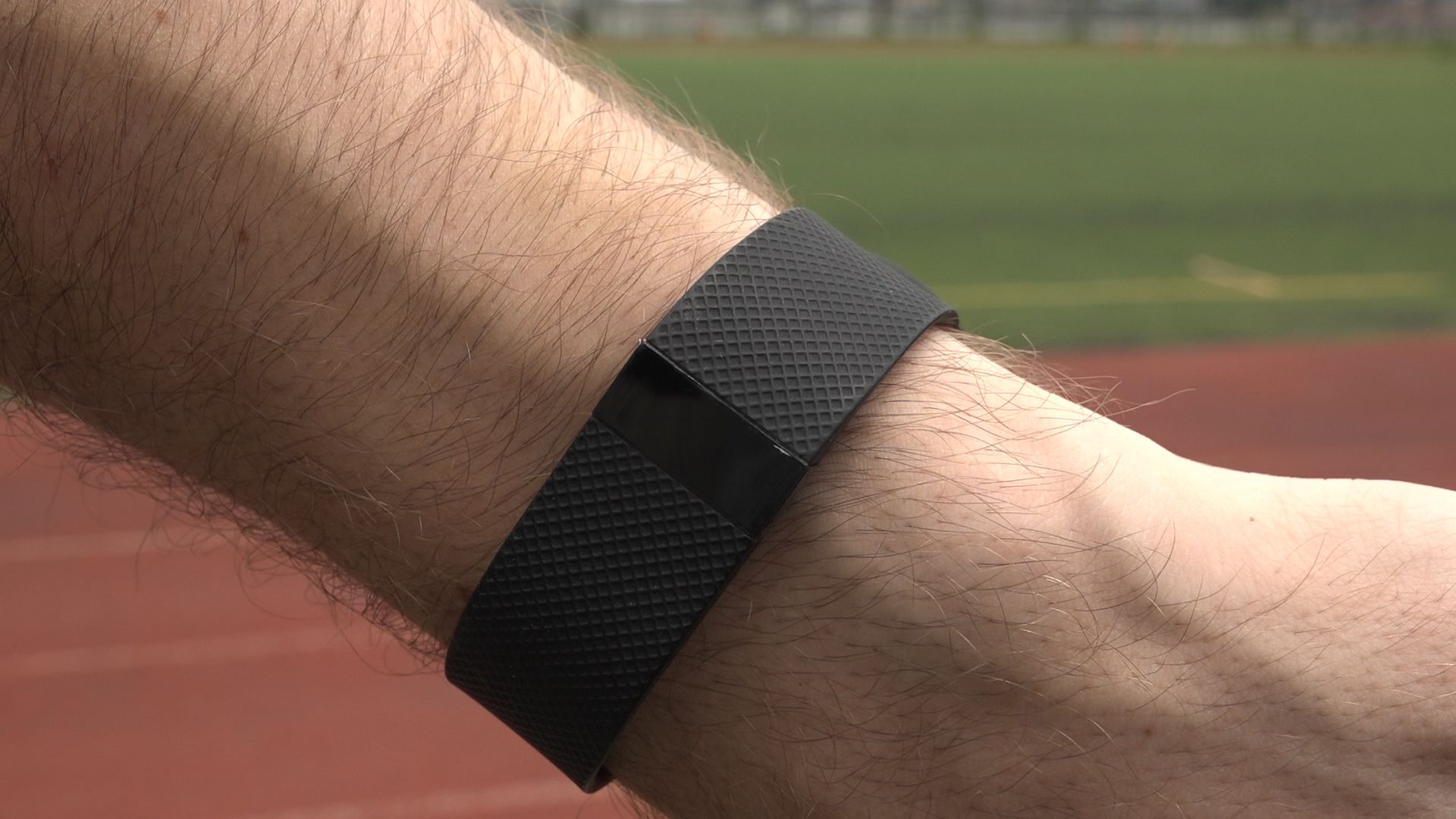 Fitbit Charge HR Versus Jawbone UP3: Two Most Popular Fitness Tracker ...