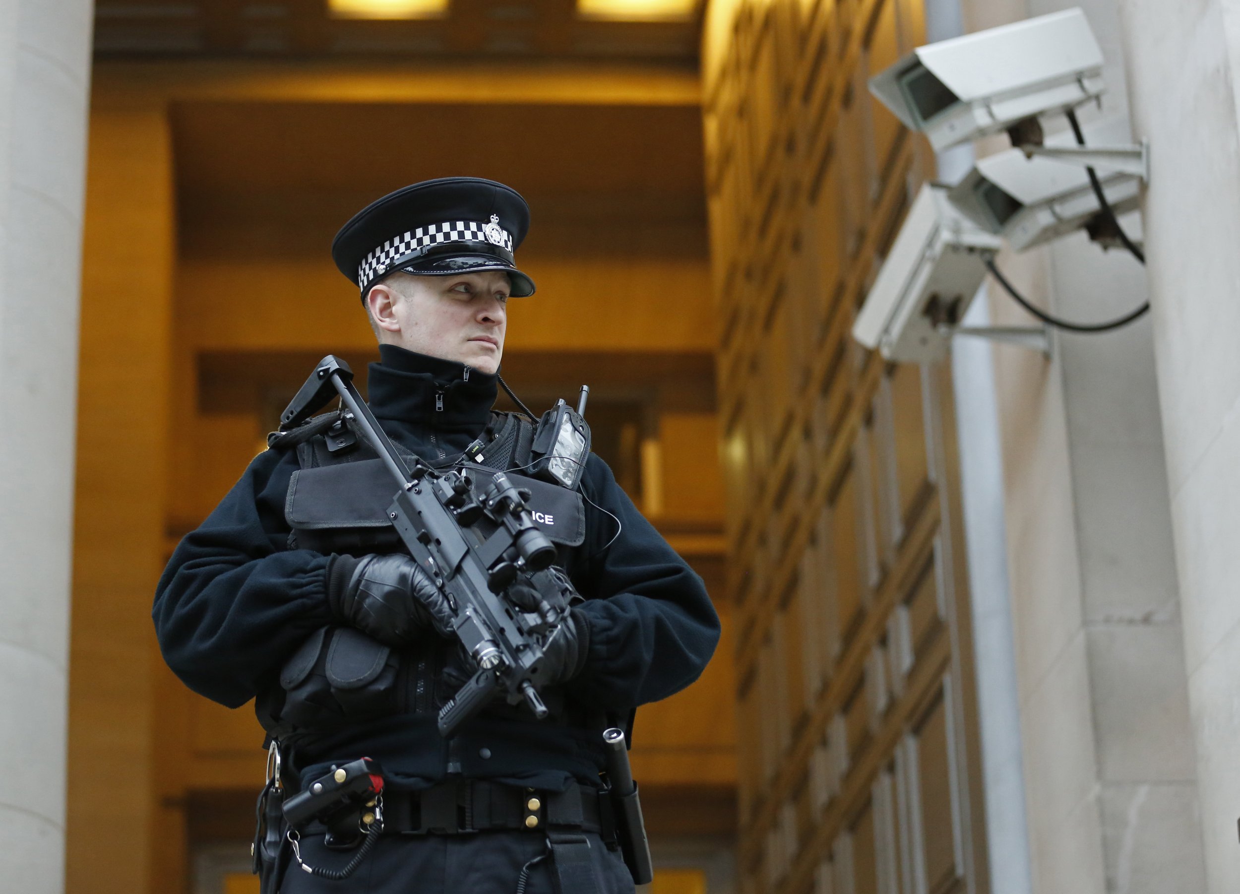 UK Ministry Of Defense Police Investigating 170 Officers For Criminal