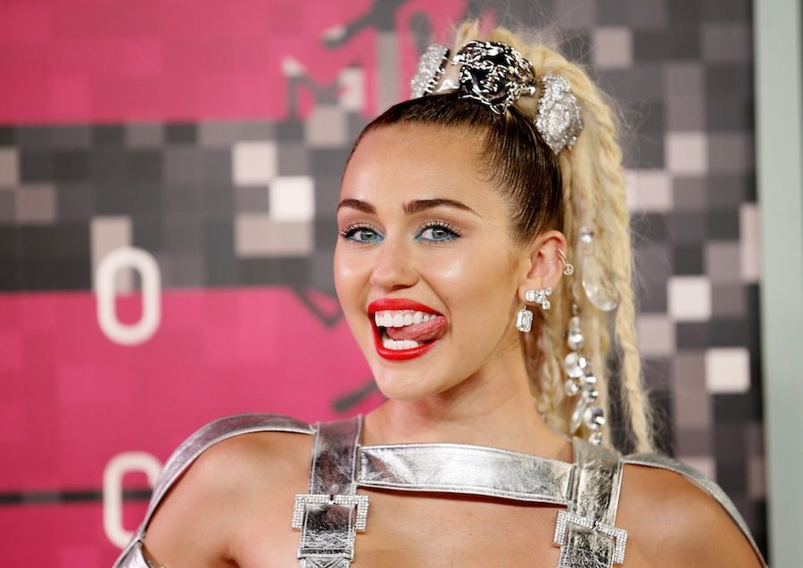 Miley Cyrus Birthday: 'The Voice' Coach Turns 24 [SeeE Her Most ...