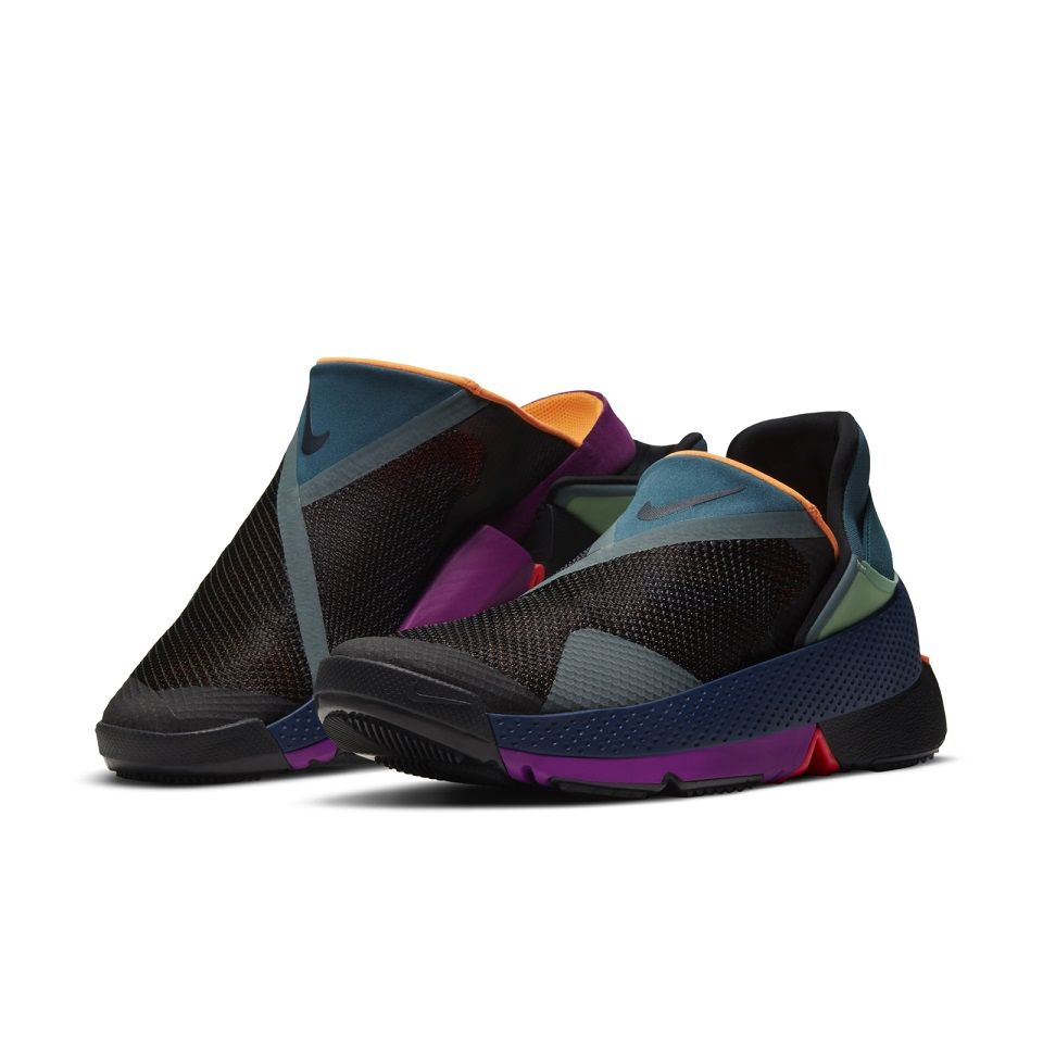 Nike Unveils Laceless Footwear You Can Put On Without Using Hands | IBTimes