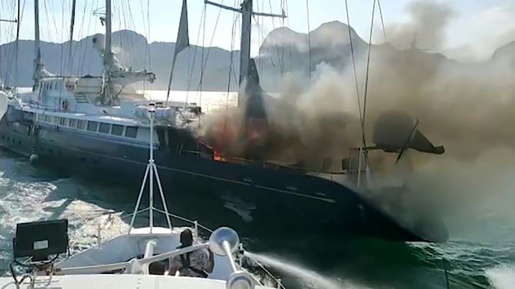 Fire Hits Yacht That Belonged To French Tycoon Off Malaysia | IBTimes