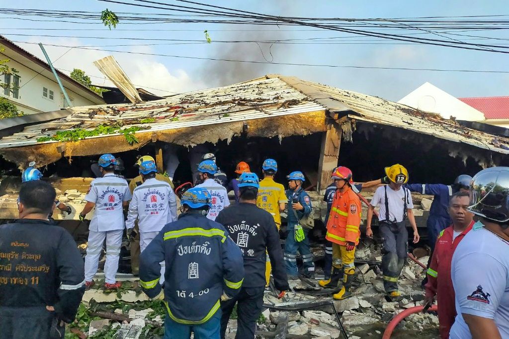 At Least Five Killed In Bangkok Residence Collapse | IBTimes