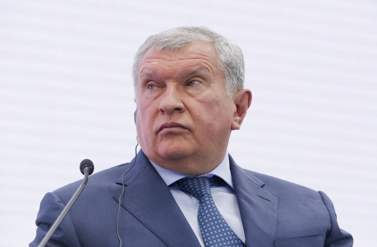 Spain Detains Yacht Thought Owned By Rosneft CEO Igor Sechin - Ministry ...