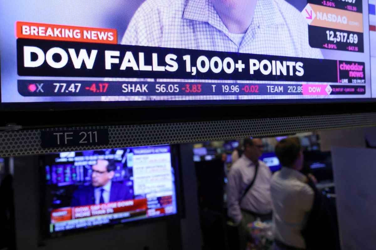 Stock Market Today: Dow Plunges 1,100 Points In Biggest Selloff Since ...