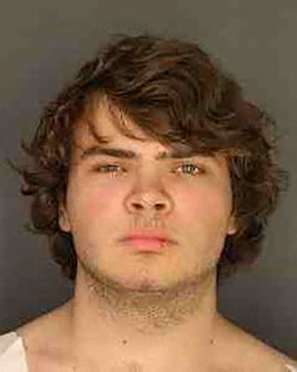 Buffalo Shooting Suspect Sought Gun, Gear Advice From Discord Before ...