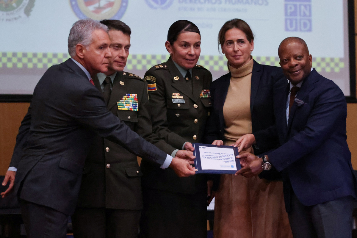 U.S., U.N. Back New Human Rights Training For Colombia Police | IBTimes