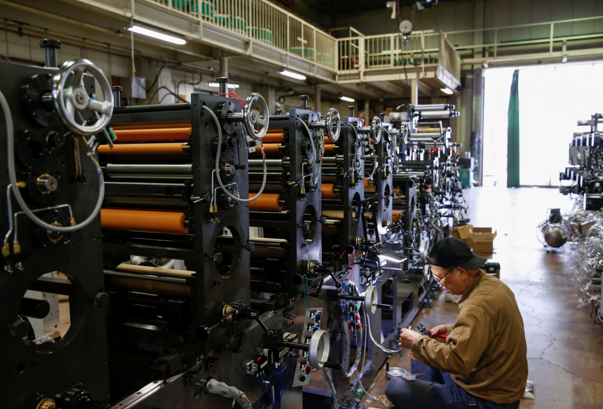Japan's Factories Expand Output For A Second Month In July | IBTimes