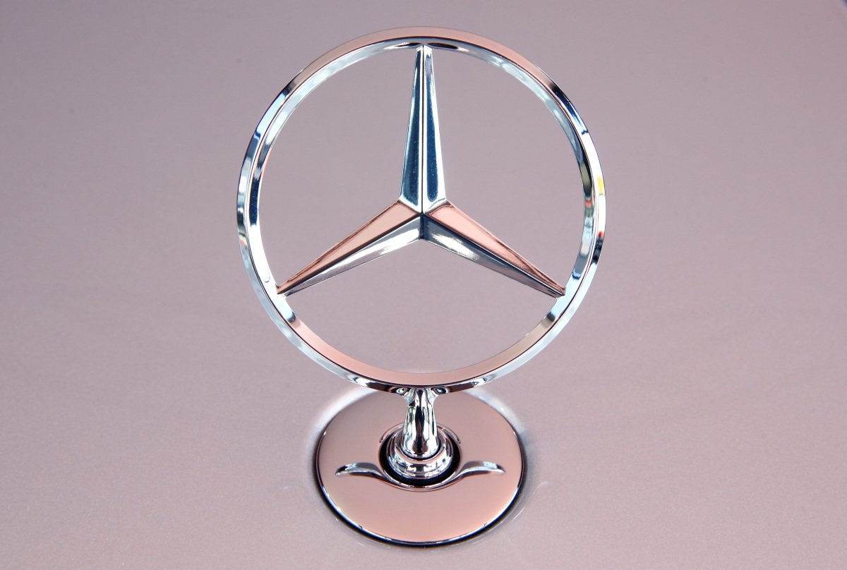 Mercedes Benz Lifts Profit Forecast As Luxury Cars Boom Mercedes Benz Lifts Profit Forecast As Luxury Cars Boom