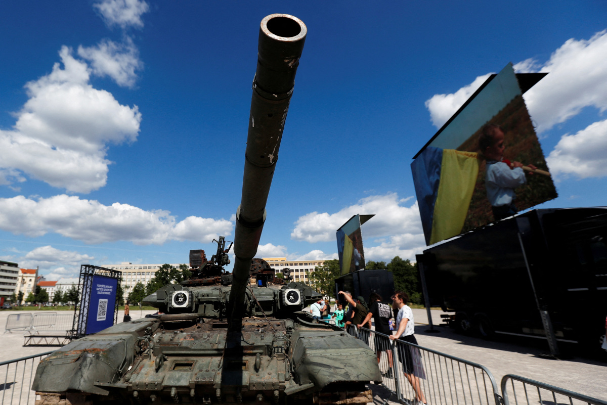 Explainer-Russia And North Korea Forge Closer Ties Amid Shared ...