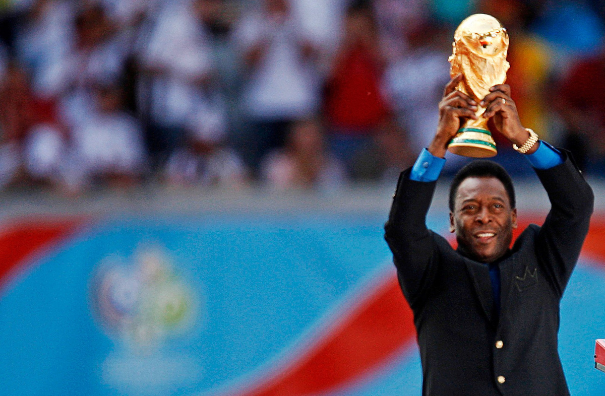 Pele, Brazil's Sublimely Skilled Soccer Star Who Charmed The World ...