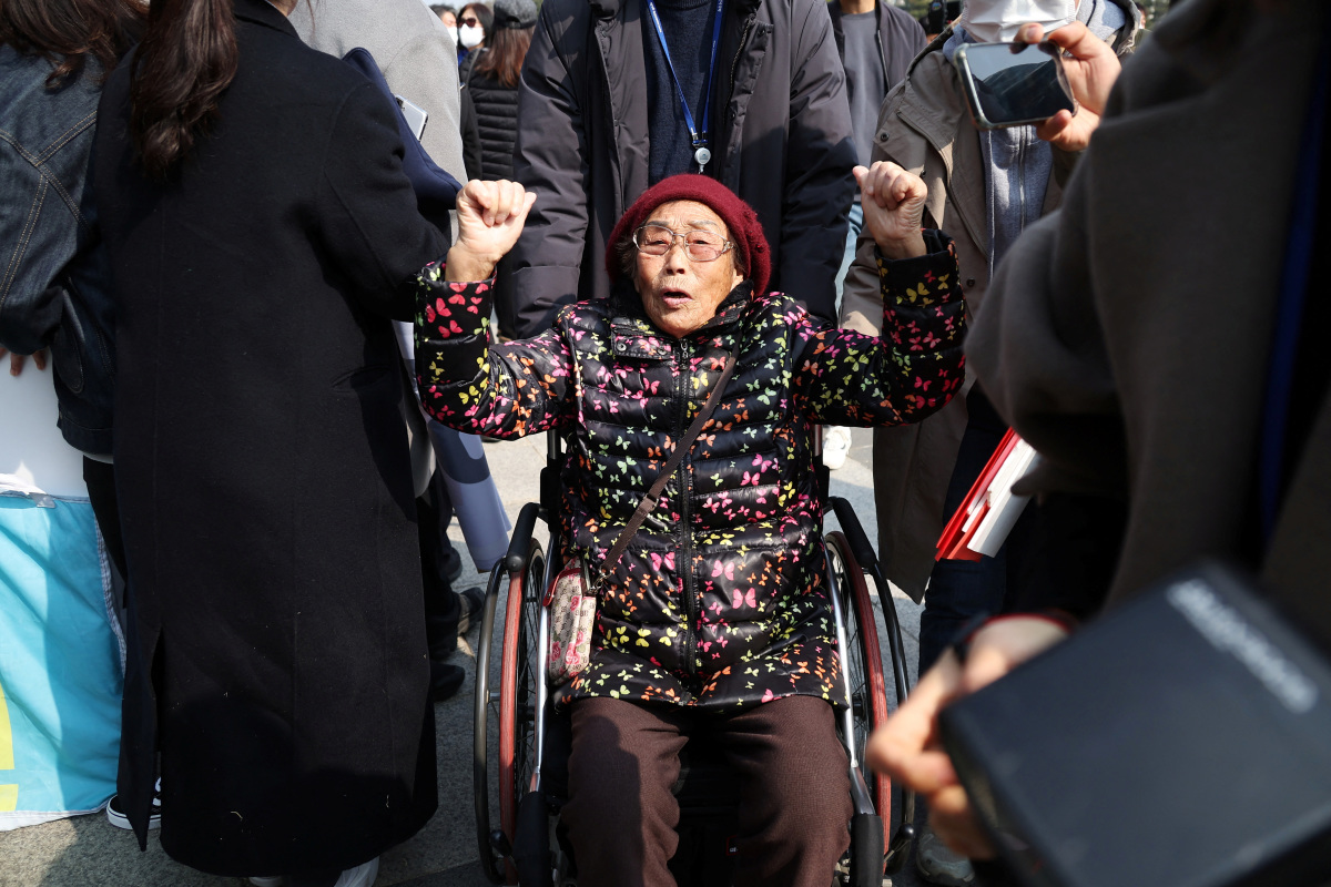Forced Labour Victims Protest In Wheelchairs, Reject S.Korea Deal On ...