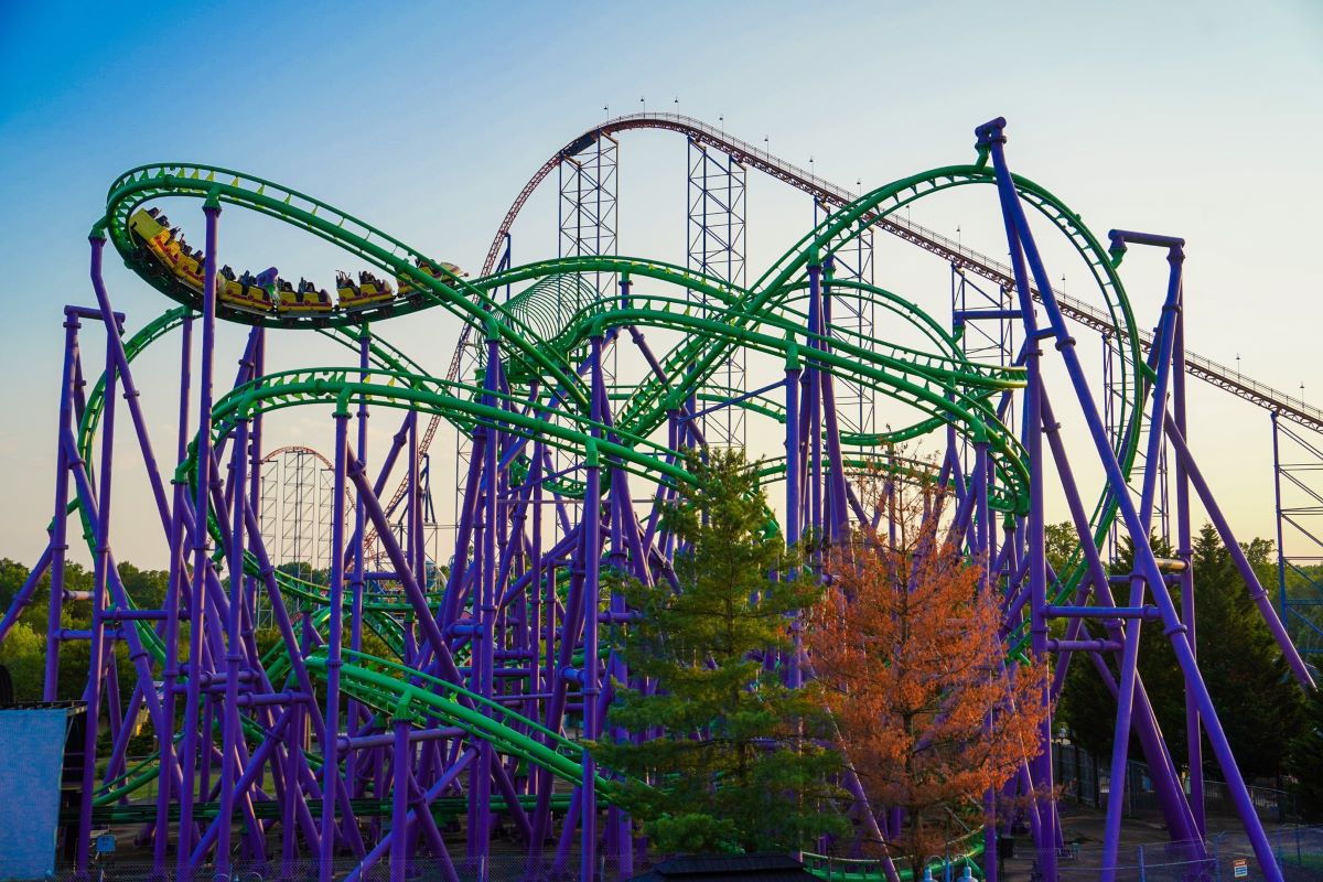 End of an Era: Guests Visit Six Flags America One Last Time as Park ...