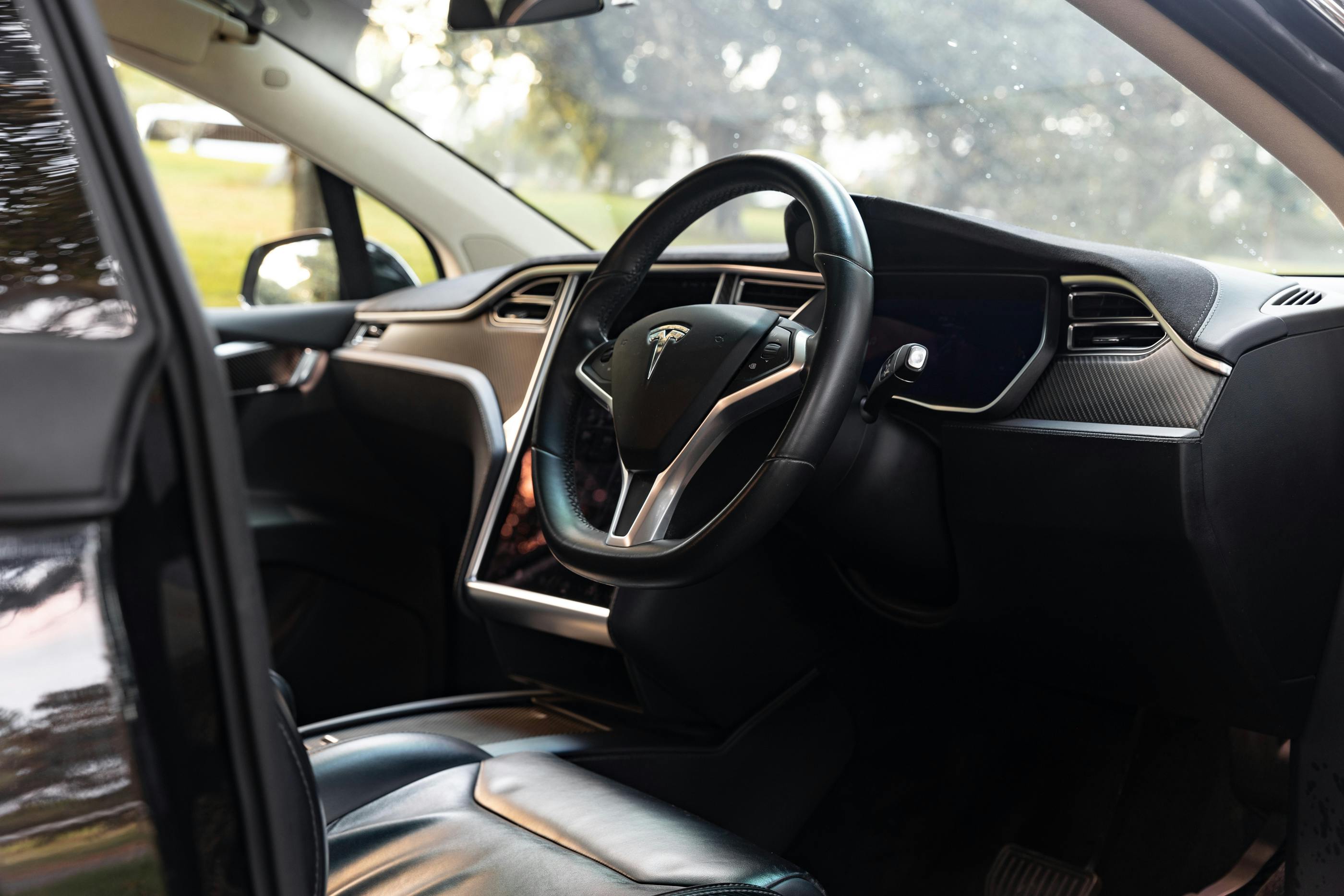 Tesla Cancels Autopilot: How This Change Impacts Drivers and Self ...