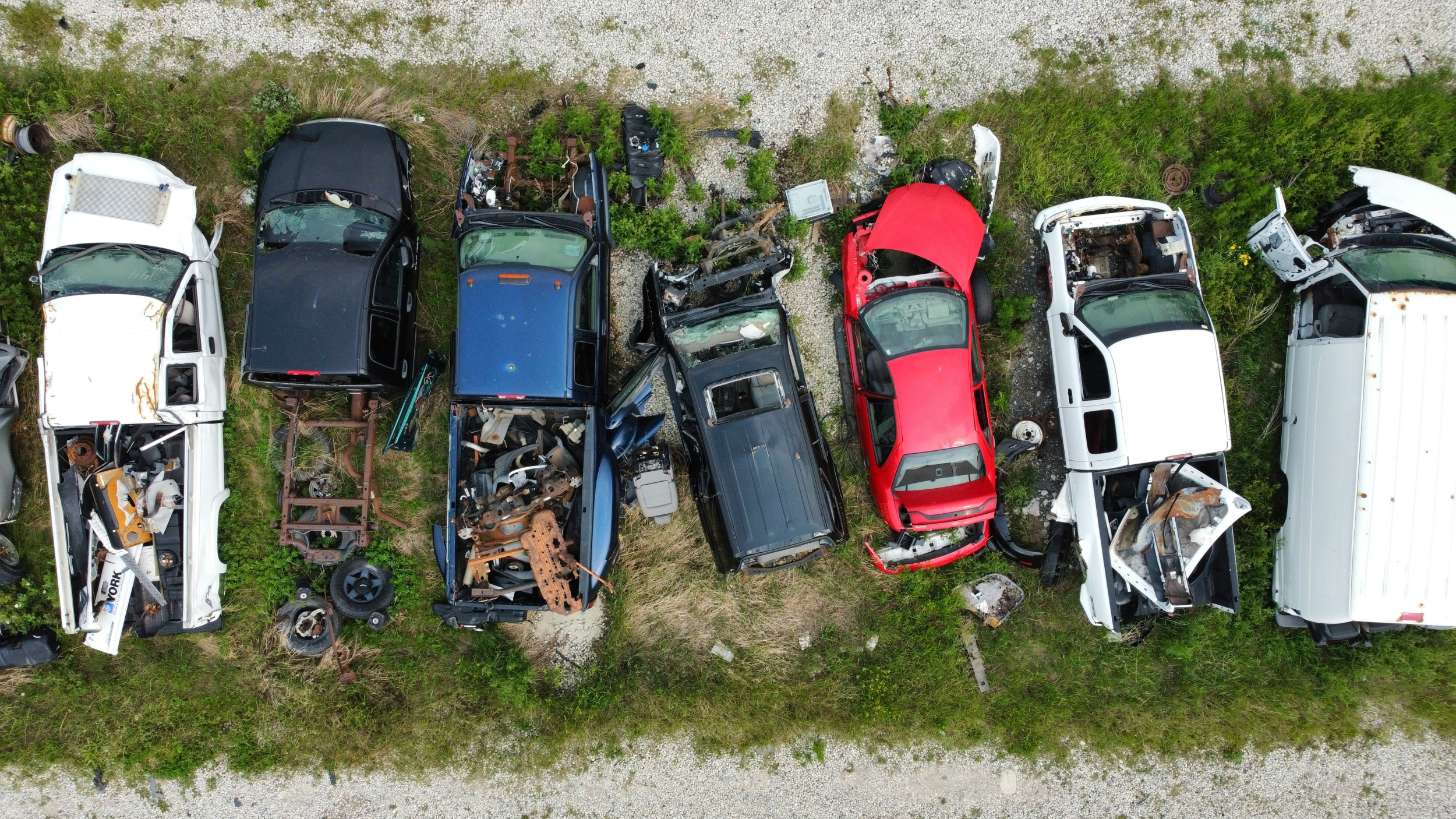 Dalo: Establishing Trust in Auto Recycling Through Direct Ownership and ...
